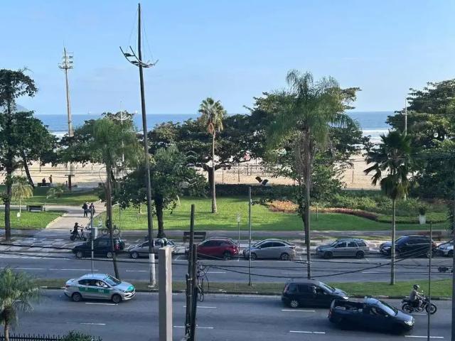 Apartamento para Venda em Santos/SP Boqueirão 3 Quartos