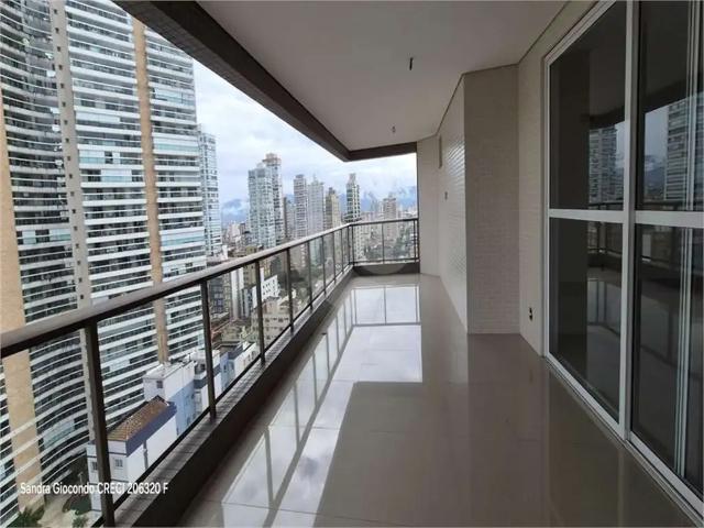 Apartamento para Venda em Santos/SP Boqueirão 3 Quartos
