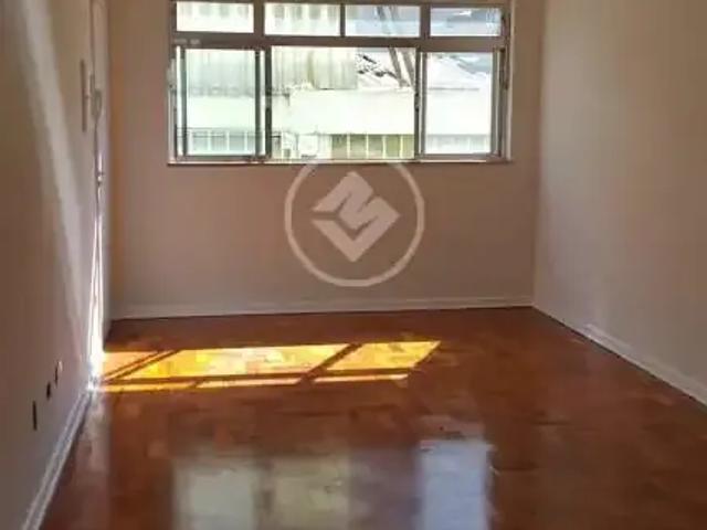 Apartamento para Venda em Santos/SP Centro 2 Quartos