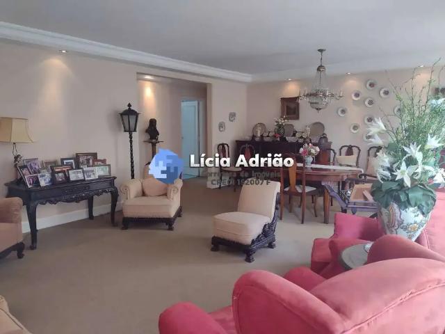 Apartamento para Venda em Santos/SP Embaré 4 Quartos