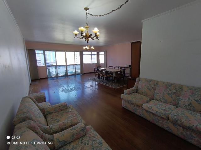 Apartamento para Venda em Santos/SP Embaré 4 Quartos