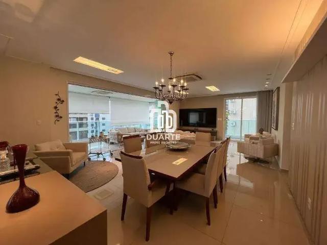 Apartamento para Venda em Santos/SP Embaré 4 Quartos