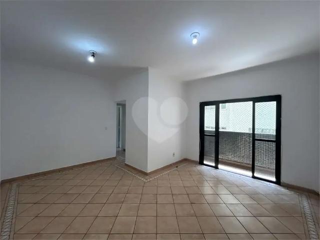 Apartamento para Venda em Santos/SP Embaré 2 Quartos
