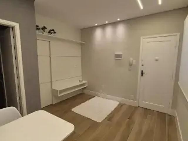 Apartamento para Venda em Santos/SP Embaré 2 Quartos