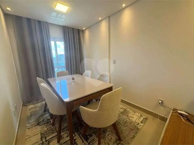 Apartamento para Venda em Santos/SP Embaré 2 Quartos