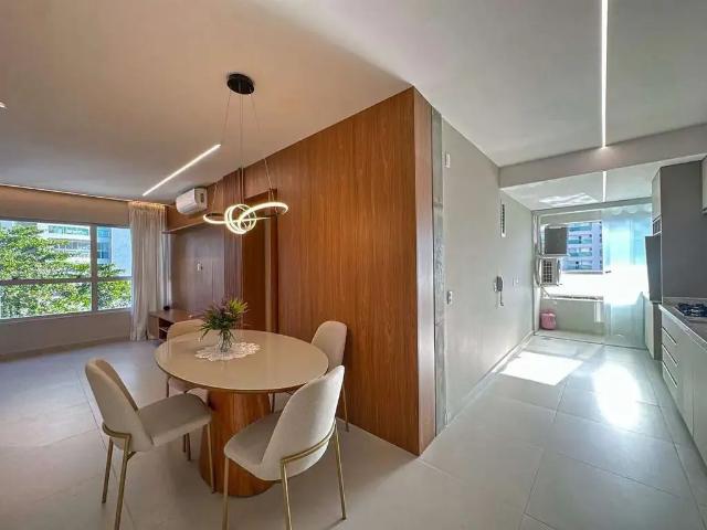 Apartamento para Venda em Santos/SP Embaré 2 Quartos