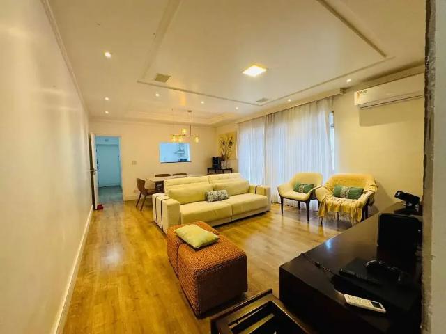 Apartamento para Venda em Santos/SP Embaré 2 Quartos