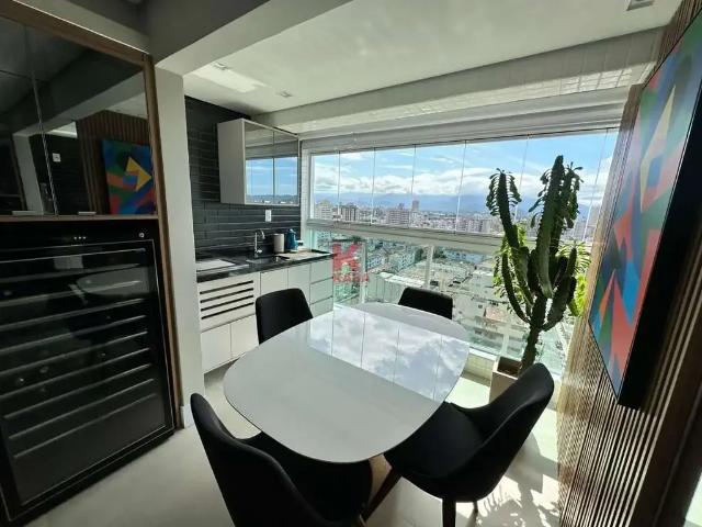Apartamento para Venda em Santos/SP Embaré 2 Quartos