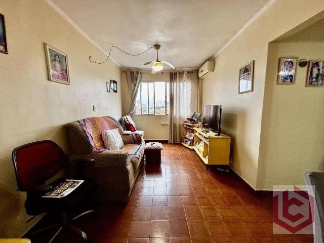 Apartamento para Venda em Santos/SP Embaré 2 Quartos
