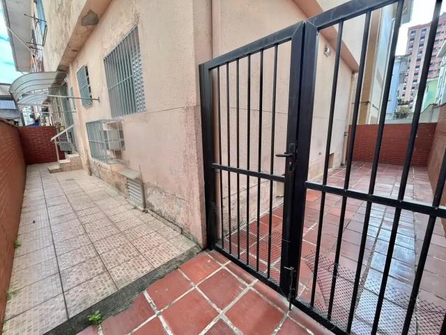Apartamento para Venda em Santos/SP Embaré 2 Quartos