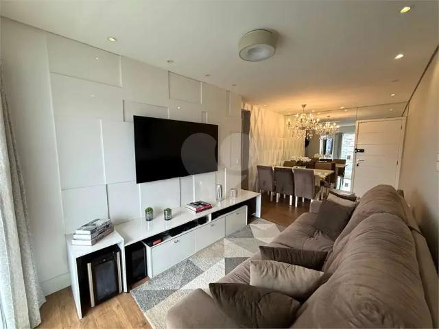Apartamento para Venda em Santos/SP Embaré 2 Quartos