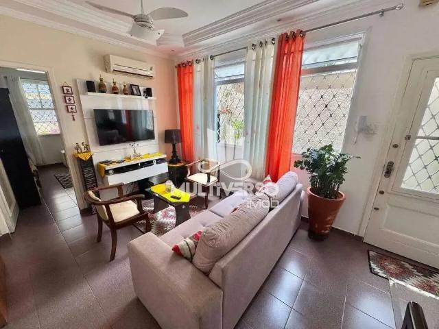 Apartamento para Venda em Santos/SP Embaré 2 Quartos