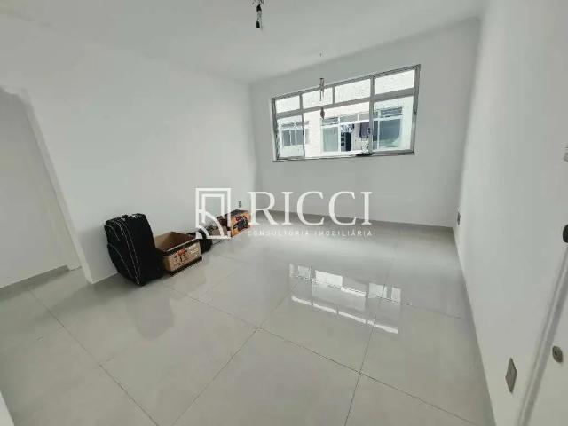 Apartamento para Venda em Santos/SP Embaré 2 Quartos