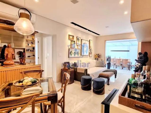 Apartamento para Venda em Santos/SP Embaré 2 Quartos