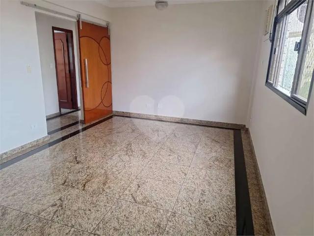 Apartamento para Venda em Santos/SP Embaré 3 Quartos