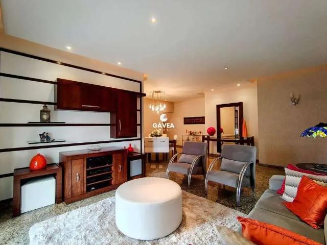 Apartamento para Venda em Santos/SP Embaré 3 Quartos