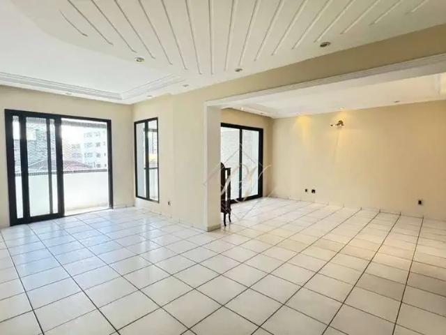 Apartamento para Venda em Santos/SP Embaré 3 Quartos