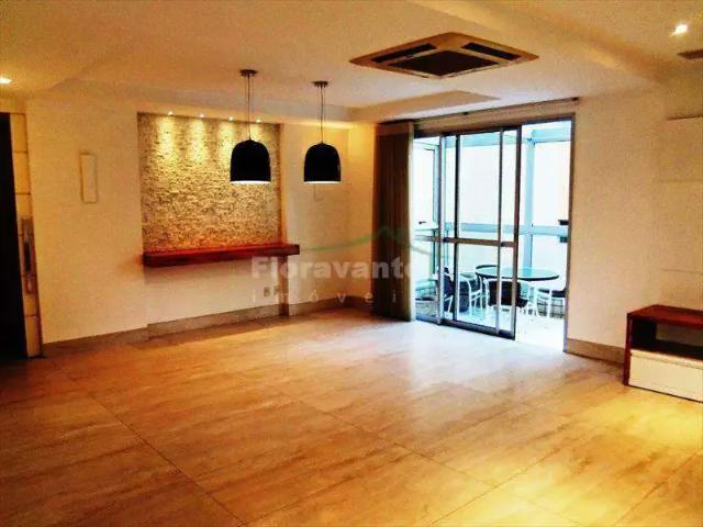Apartamento para Venda em Santos/SP Embaré 3 Quartos