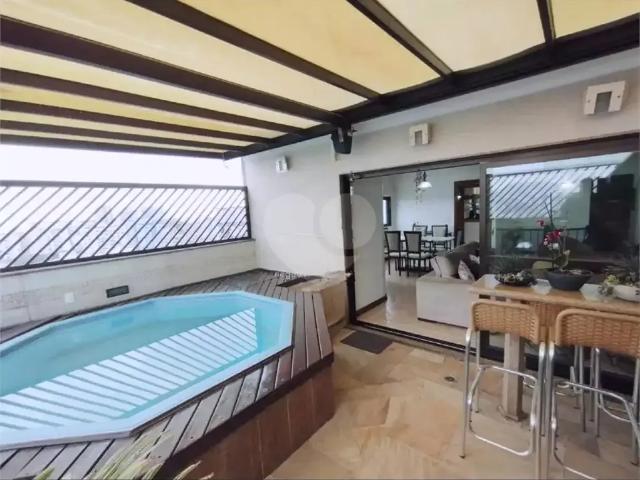 Apartamento para Venda em Santos/SP Embaré 3 Quartos