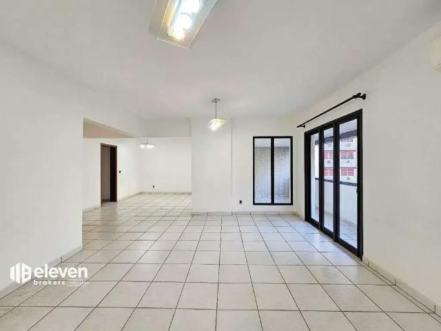 Apartamento para Venda em Santos/SP Embaré 3 Quartos