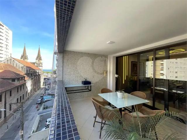 Apartamento para Venda em Santos/SP Embaré 3 Quartos