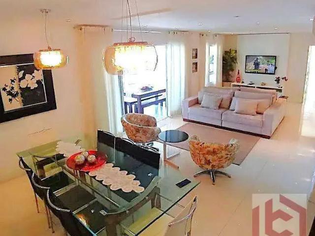 Apartamento para Venda em Santos/SP Embaré 3 Quartos