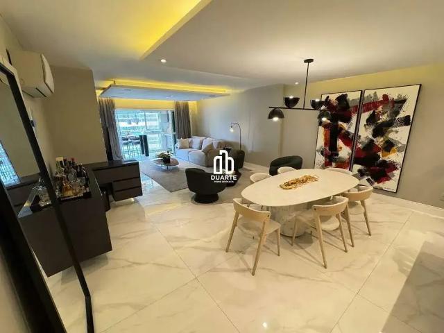 Apartamento para Venda em Santos/SP Embaré 3 Quartos