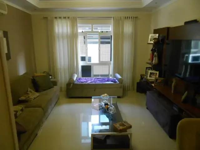 Apartamento para Venda em Santos/SP Embaré 3 Quartos