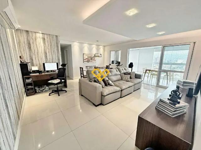 Apartamento para Venda em Santos/SP Embaré 3 Quartos