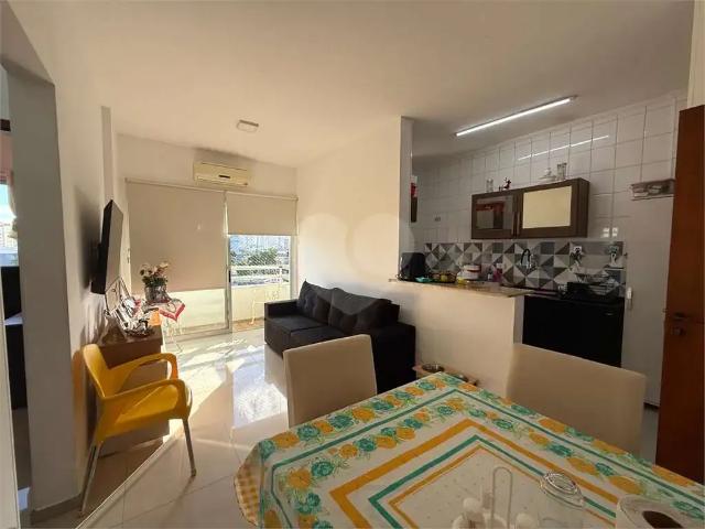 Apartamento para Venda em Santos/SP Encruzilhada 2 Quartos