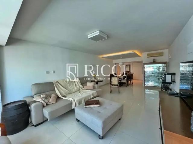 Apartamento para Venda em Santos/SP Gonzaga 3 Quartos