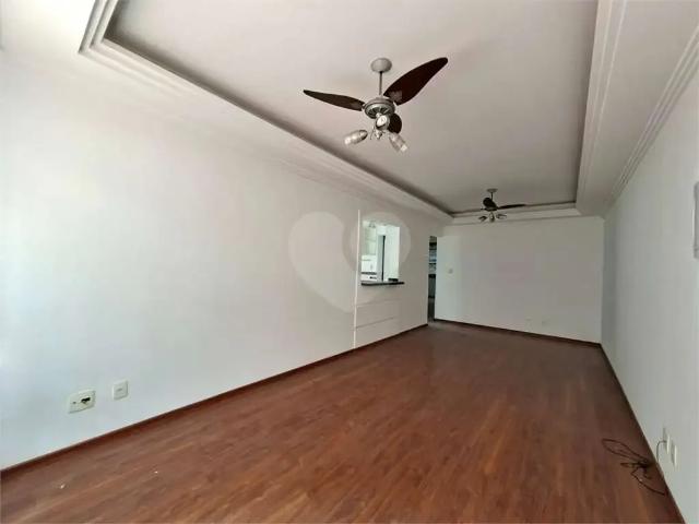 Apartamento para Venda em Santos/SP Gonzaga 2 Quartos