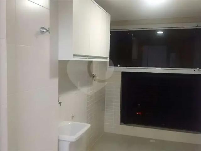 Apartamento para Venda em Santos/SP Gonzaga 2 Quartos