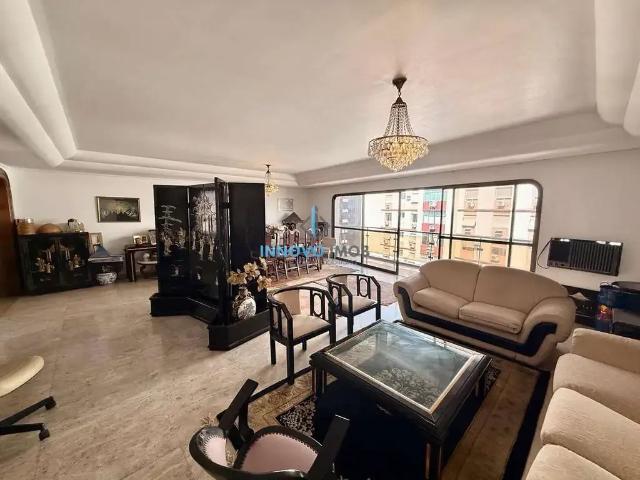 Apartamento para Venda em Santos/SP Gonzaga 4 Quartos
