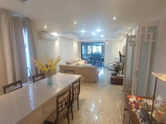 Apartamento para Venda em Santos/SP Gonzaga 4 Quartos