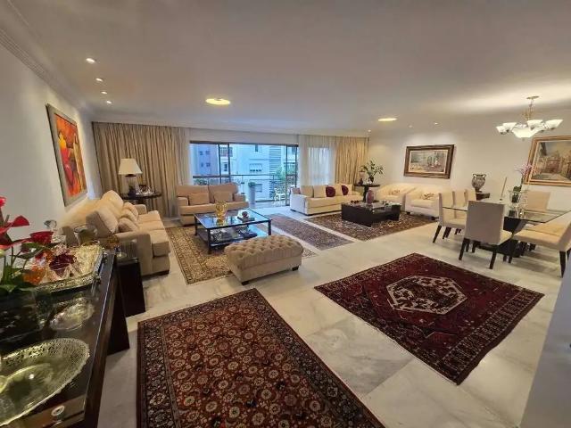 Apartamento para Venda em Santos/SP Gonzaga 4 Quartos