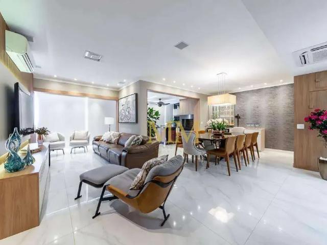 Apartamento para Venda em Santos/SP Pompéia 3 Quartos