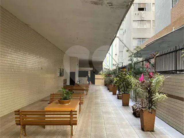 Apartamento para Venda em Santos/SP Ponta da Praia 1 Quartos