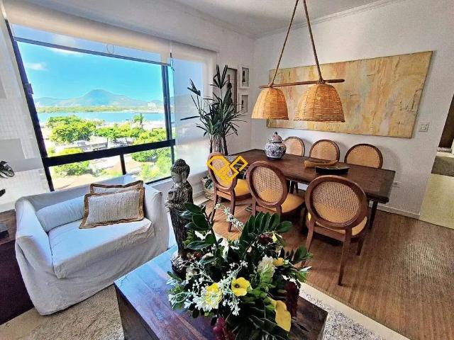 Apartamento para Venda em Santos/SP Ponta da Praia 2 Quartos