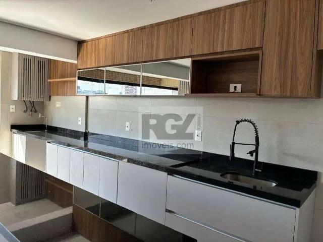 Apartamento para Venda em Santos/SP Ponta da Praia 2 Quartos