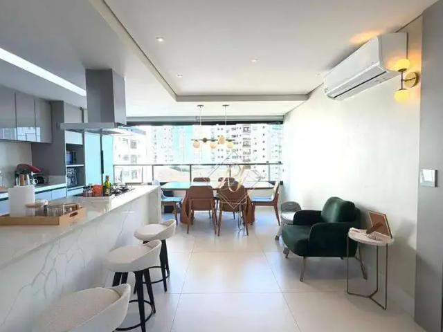 Apartamento para Venda em Santos/SP Ponta da Praia 2 Quartos