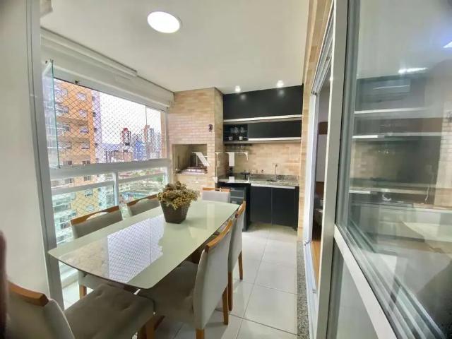 Apartamento para Venda em Santos/SP Ponta da Praia 2 Quartos