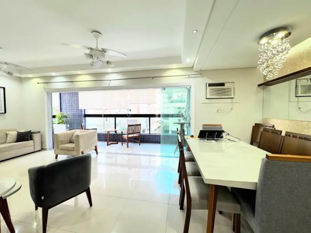 Apartamento para Venda em Santos/SP Ponta da Praia 3 Quartos