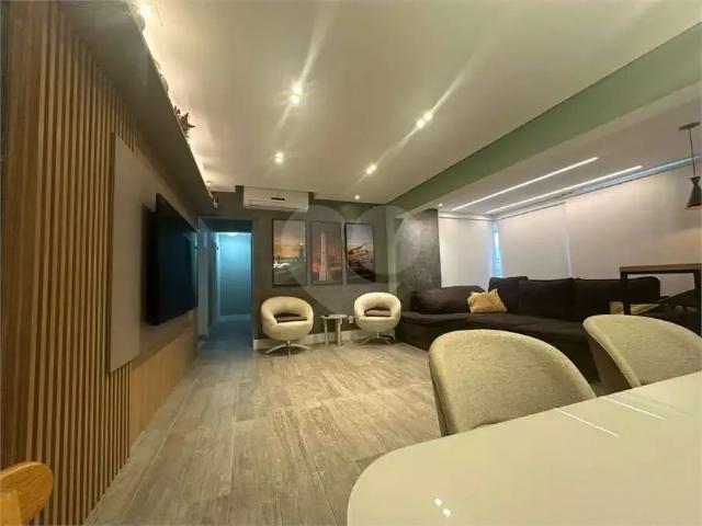 Apartamento para Venda em Santos/SP Ponta da Praia 3 Quartos