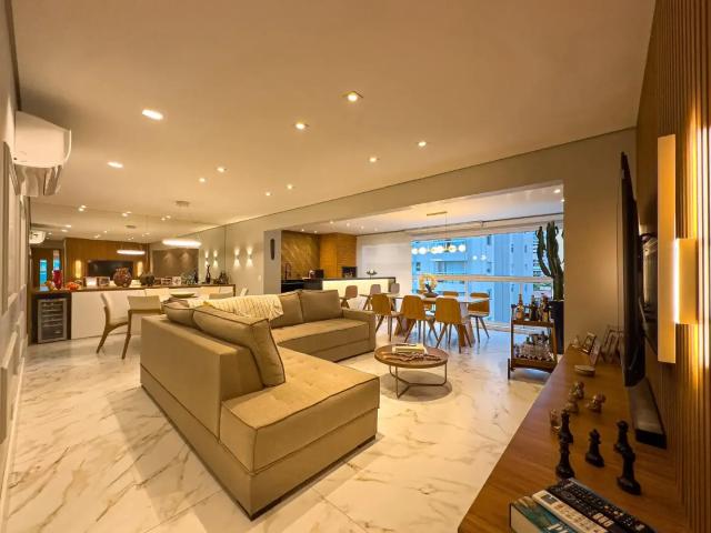 Apartamento para Venda em Santos/SP Ponta da Praia 3 Quartos