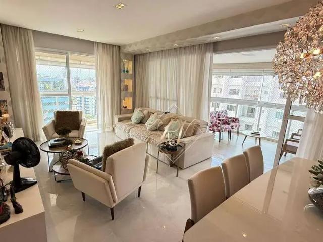 Apartamento para Venda em Santos/SP Ponta da Praia 4 Quartos