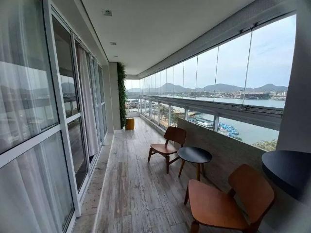Apartamento para Venda em Santos/SP Ponta da Praia 4 Quartos