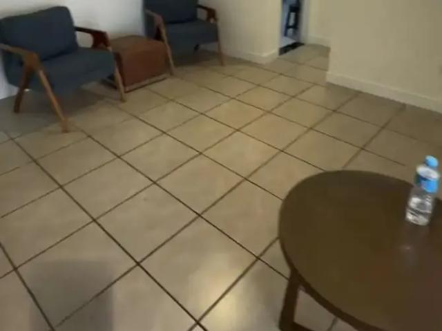 Apartamento para Venda em Saquarema/RJ Centro 1 Quartos