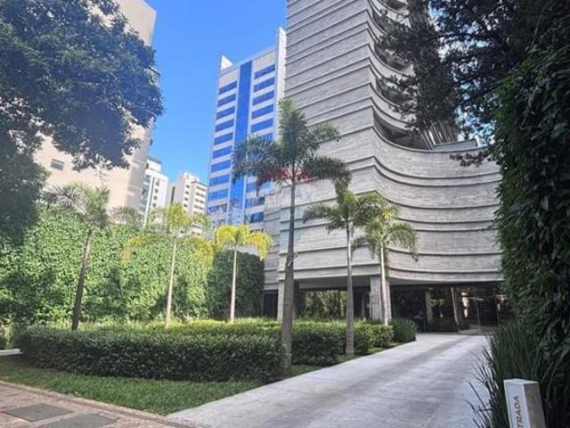 Apartamento para venda em Savassi de 110.00m² com 3 Quartos, 2 Suites e 3 Garagens