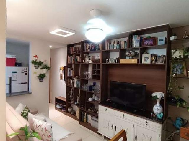 Apartamento para Venda em Serra/ES Colina de Laranjeiras 2 Quartos